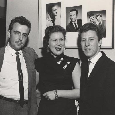 Home [www.darrellmccallcountry.com]